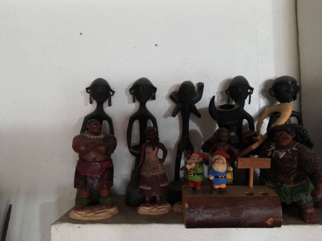 Palamuti sa bahay pan display, Furniture & Home Living, Home Decor ...