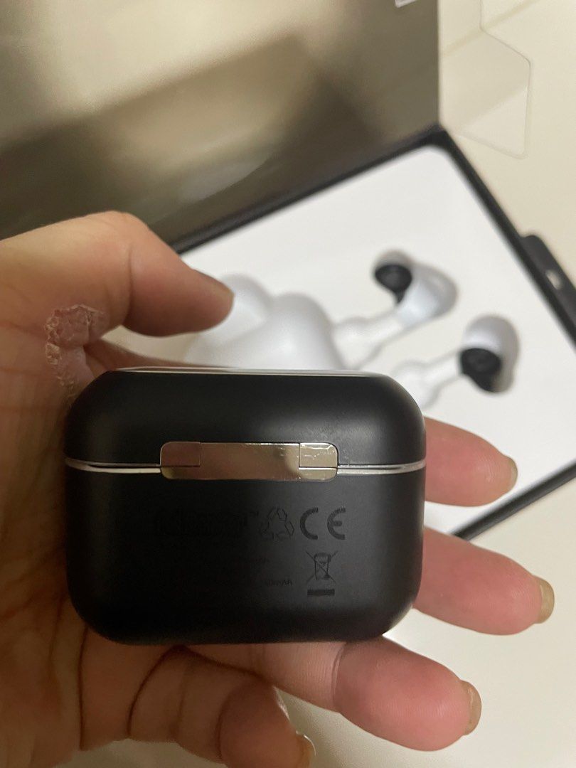 Red Monster Sound Bang Pro Earpiece, Audio, Earphones on Carousell