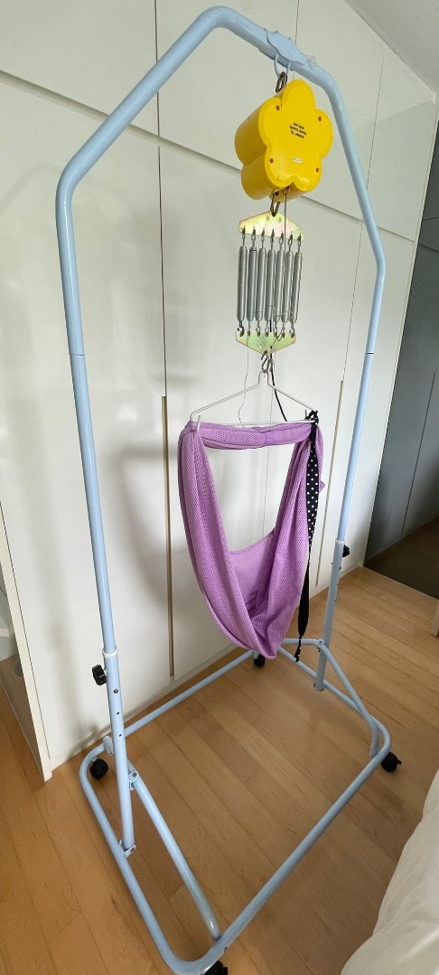 Sarong cradle frame/Spring cot frame, Babies & Kids, Baby Nursery ...