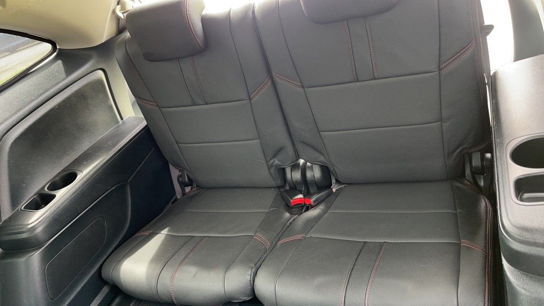 Selling all parts of Honda Stream. Seat, full set, $400, include labour ...