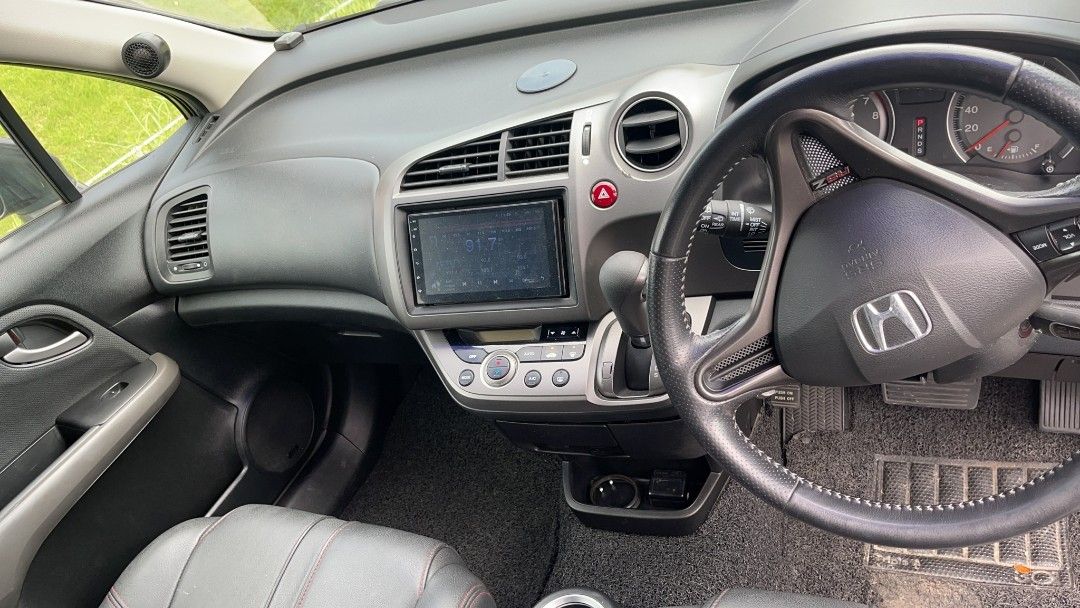 Selling all parts of Honda Stream. Seat, full set, $400, include labour ...