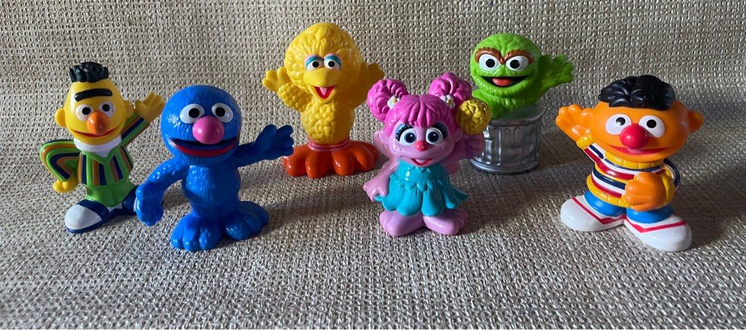 Sesame Street Figures Set Plyskool, Hobbies & Toys, Toys & Games on ...