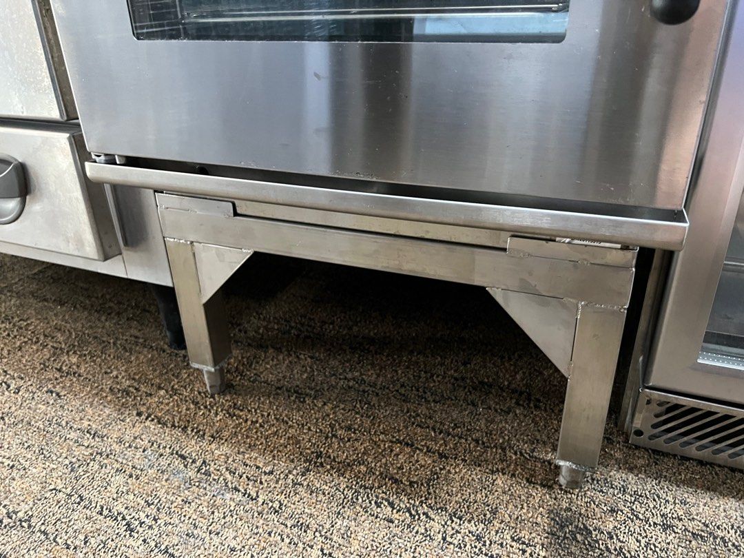 Small Olis 6 Trays Combi Oven, TV & Home Appliances, Kitchen Appliances ...