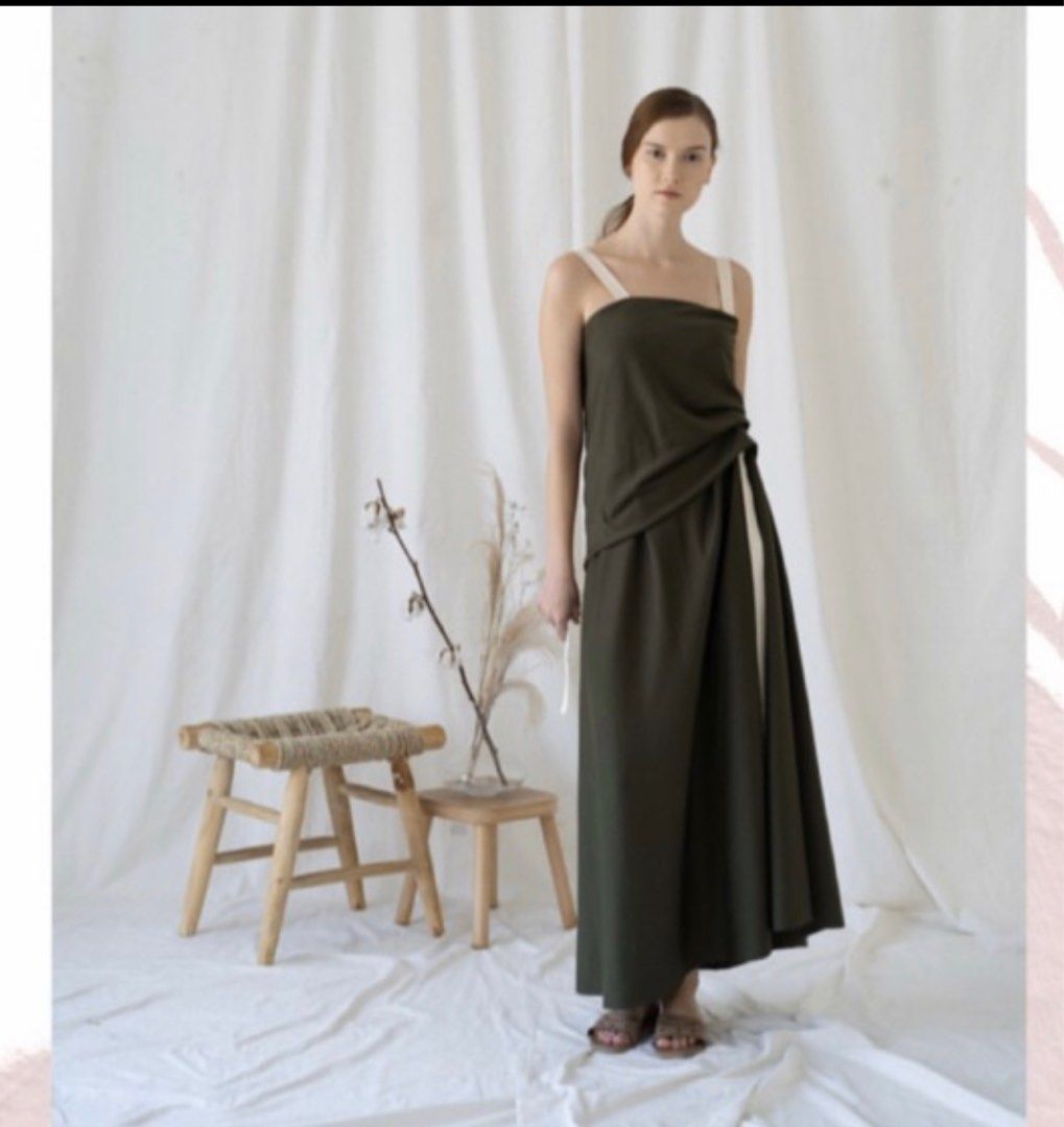 Sovi attelier x mmhuillet dress bukan vone duma flomors zara mango, Fesyen Wanita, Pakaian ...