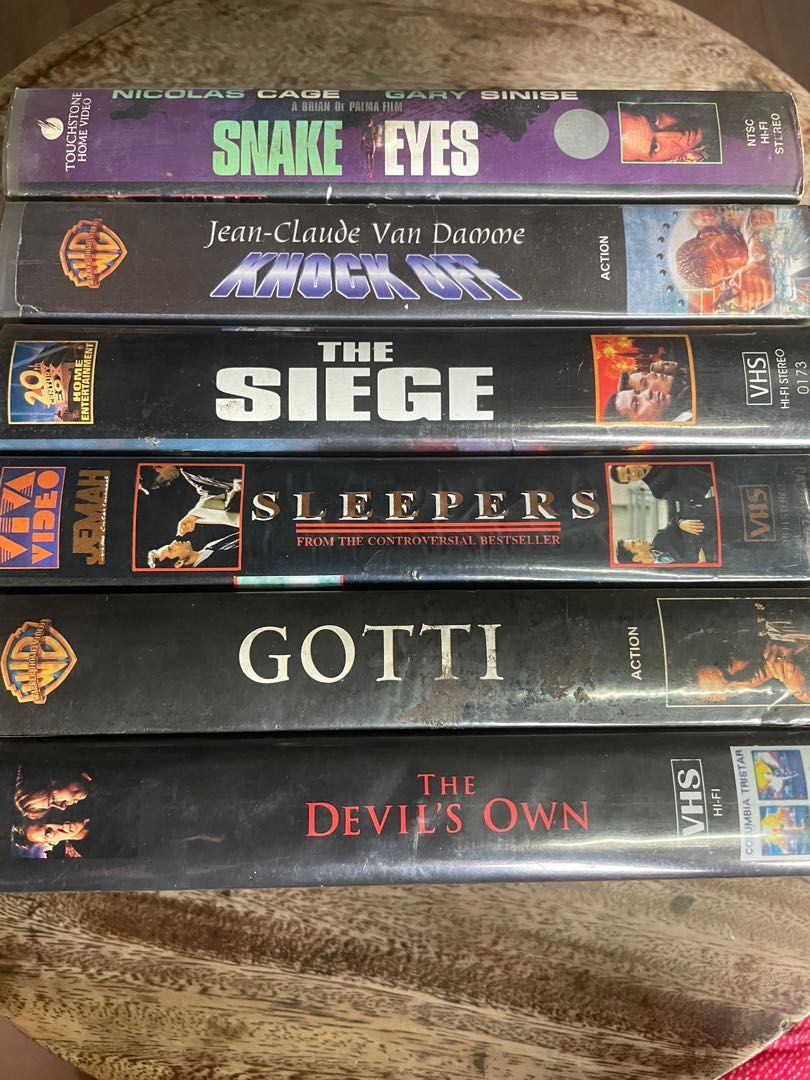 Take all! 6 piece ACTION THRILLER VHS bundle Van damme Brad Pitt ...