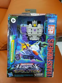 Hasbro Transformers Legacy Evolution Soundblaster Soundwave, Hobbies ...