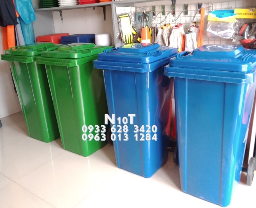 UGA trash Bin UGA Trash Bin With Pedal, Furniture & Home Living ...