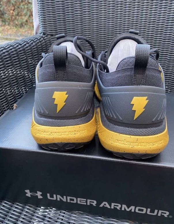 Under Armour X Project Rock Pr 5 (Black Adam Edition), Men's Fashion ...