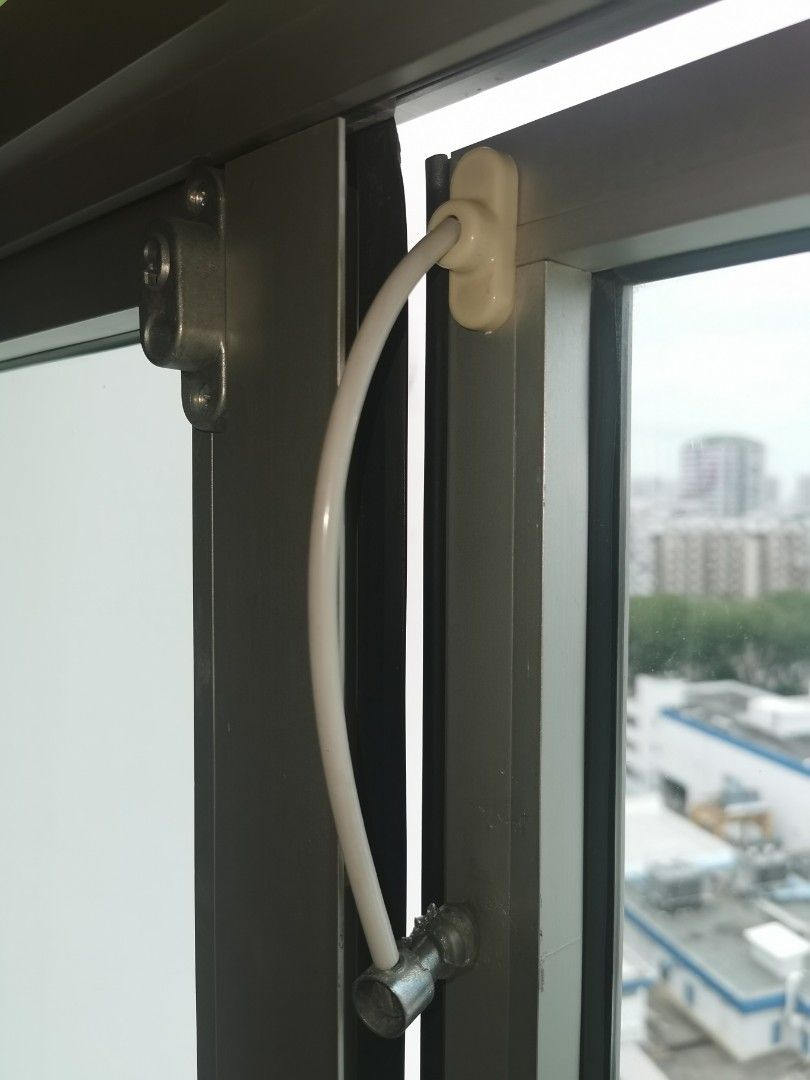 Universal Child-Safe Window Cable w Lock, Furniture & Home Living ...