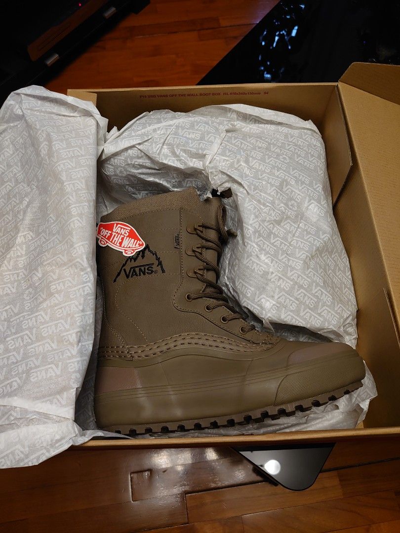 Vans Vault x WTAPS UA Standard Snow MTE US 7.5, 男裝, 鞋, 靴 - Carousell