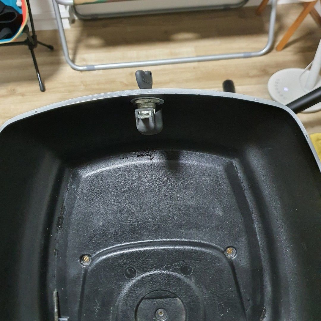 Vespa GTS Top Box, Motorcycles, Motorcycle Accessories on Carousell