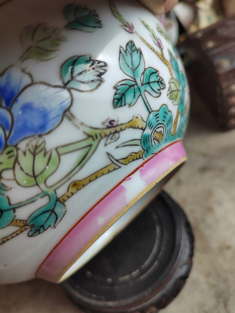 Vintage famille Rose Peranakan style porcelain display bowl, Hobbies ...