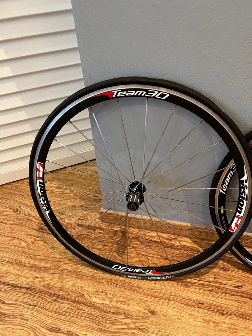 Vision team 30 Alloy wheelset, Sports Equipment, Bicycles & Parts ...