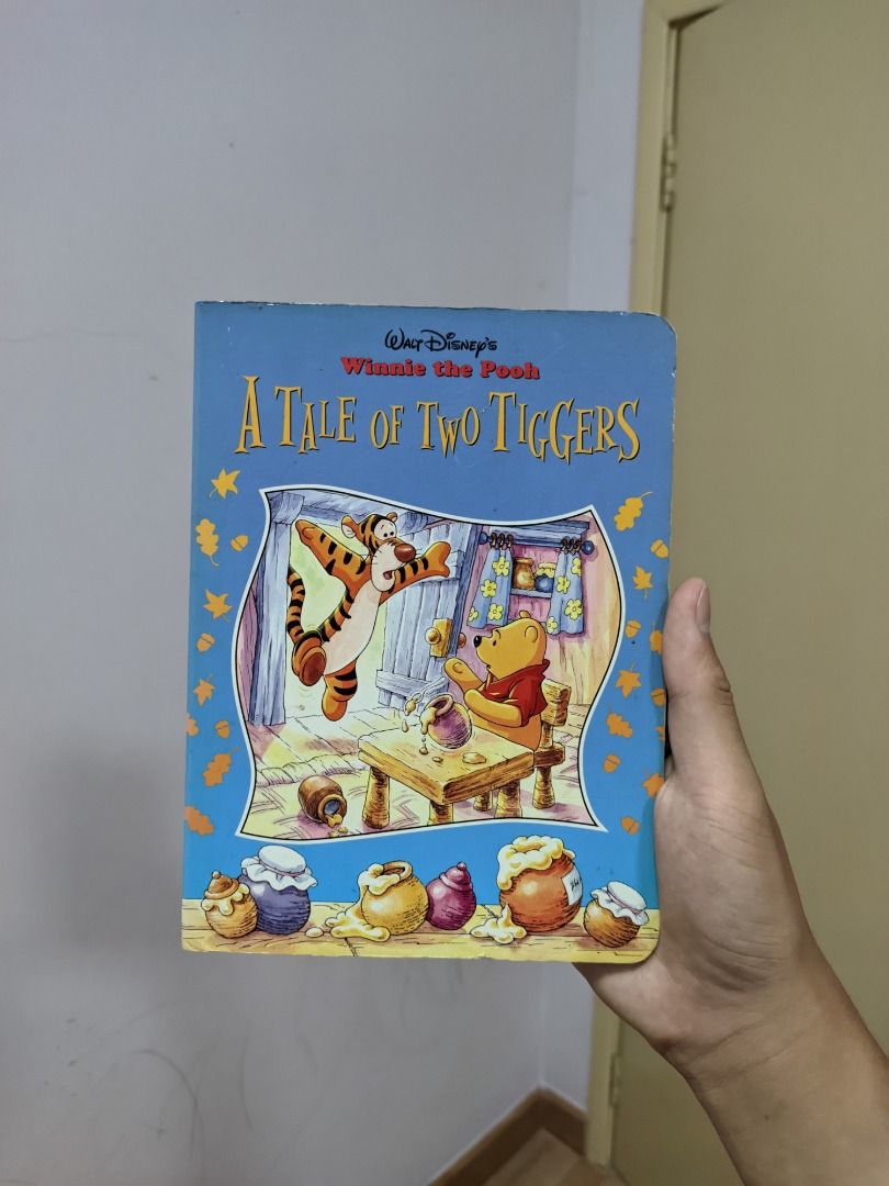 Walt Disney Winnie the Pooh Storytime Fun, Hobbies & Toys, Books ...
