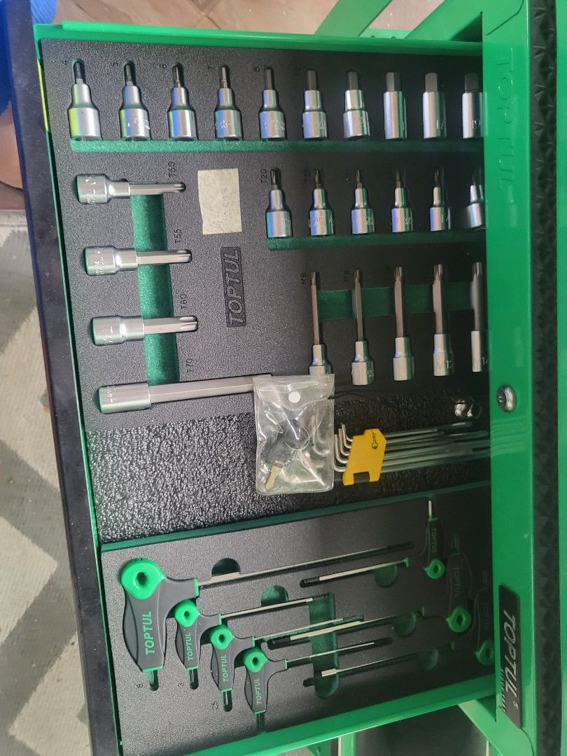 Work bench toptul plus tools, Furniture & Home Living, Furniture ...