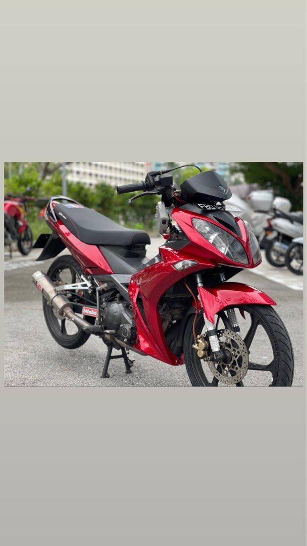 X1R Maroon Coverset, Motorcycles, Motorcycle Accessories on Carousell