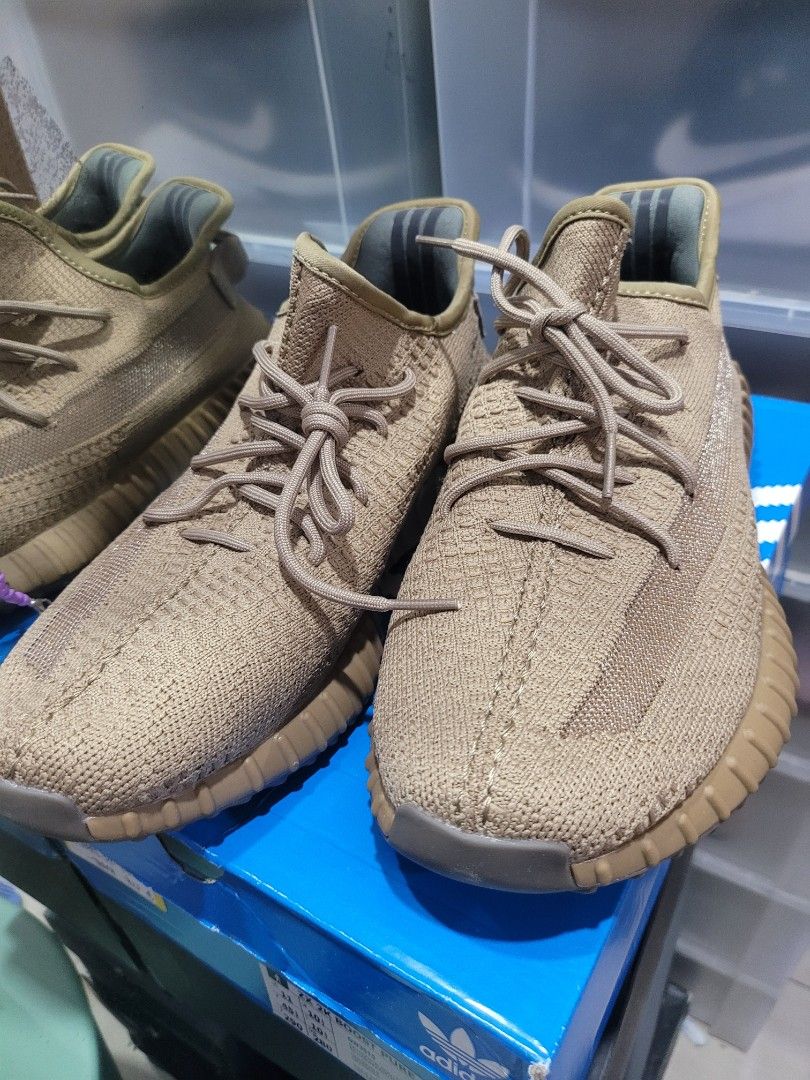 Yeezy Earth, Men's Fashion, Footwear, Sneakers on Carousell