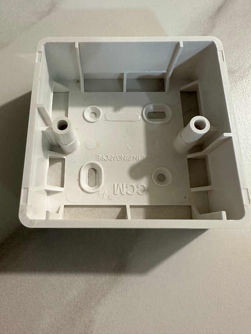 1G Socket Box (for Schneider Avataron Switches), TV & Home Appliances ...