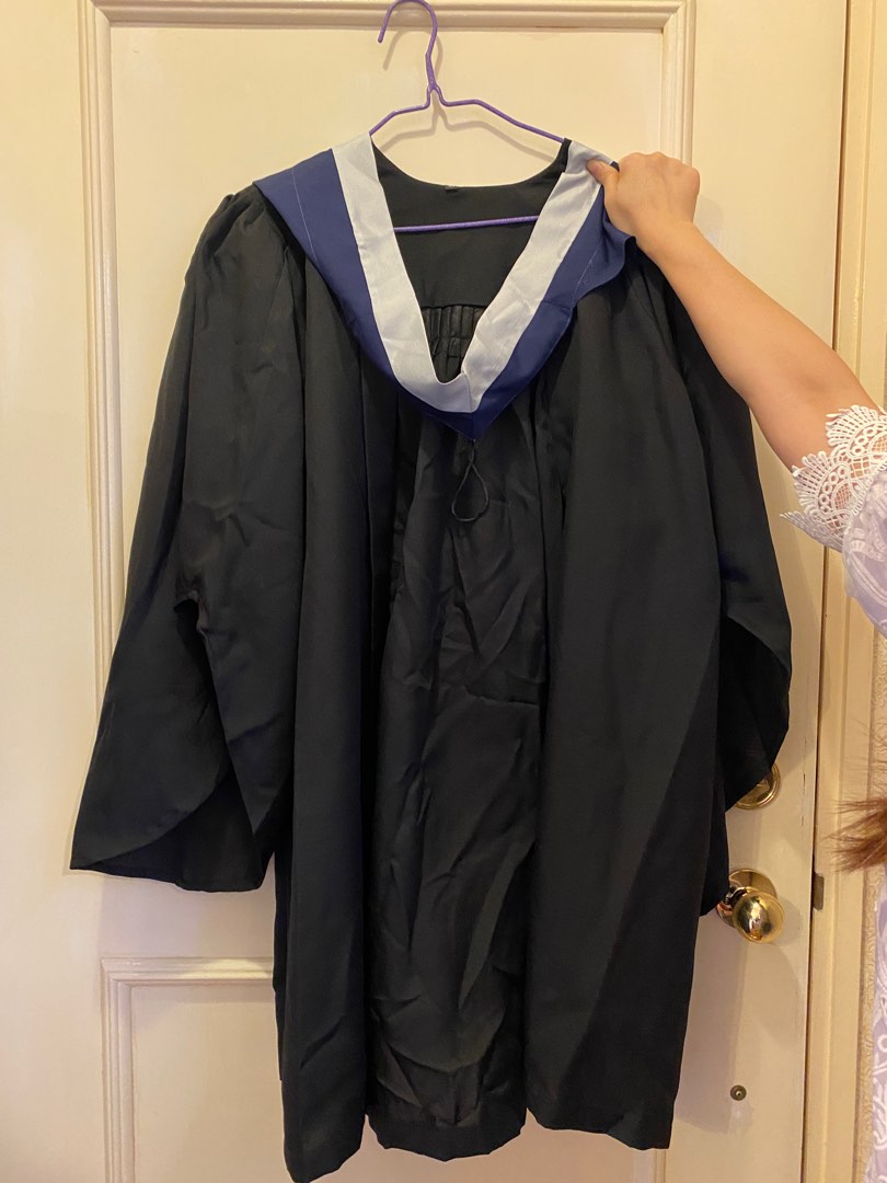 港大 建築學院學士學位畢業袍, 女裝, 連身裙 & 套裝, 連身裙 - Carousell