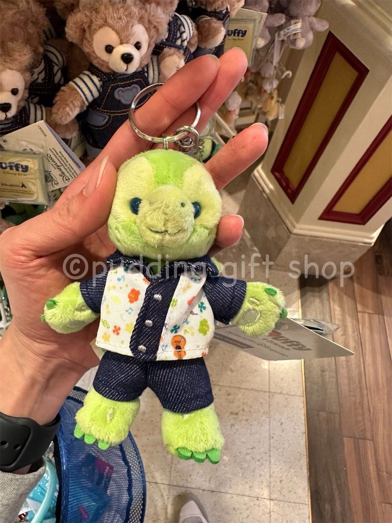 (代購) HK Disney OLuMeL 掛飾, 預購 - Carousell