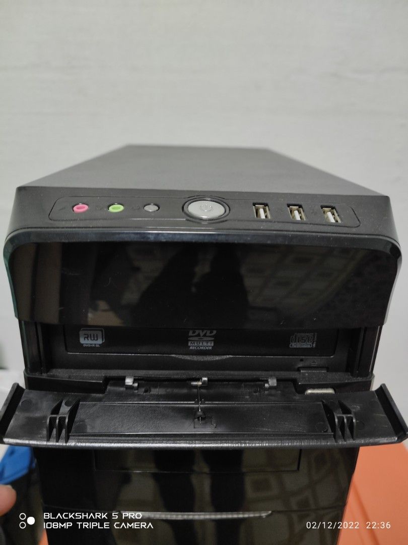 ATX CPU CASING with PSU, Computers & Tech, Desktops on Carousell