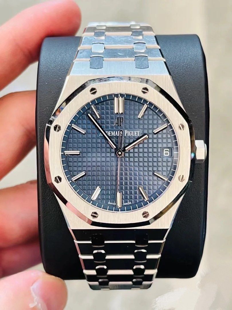 Audemars Piguet Royal Oak AP15500st, Luxury, Watches on Carousell