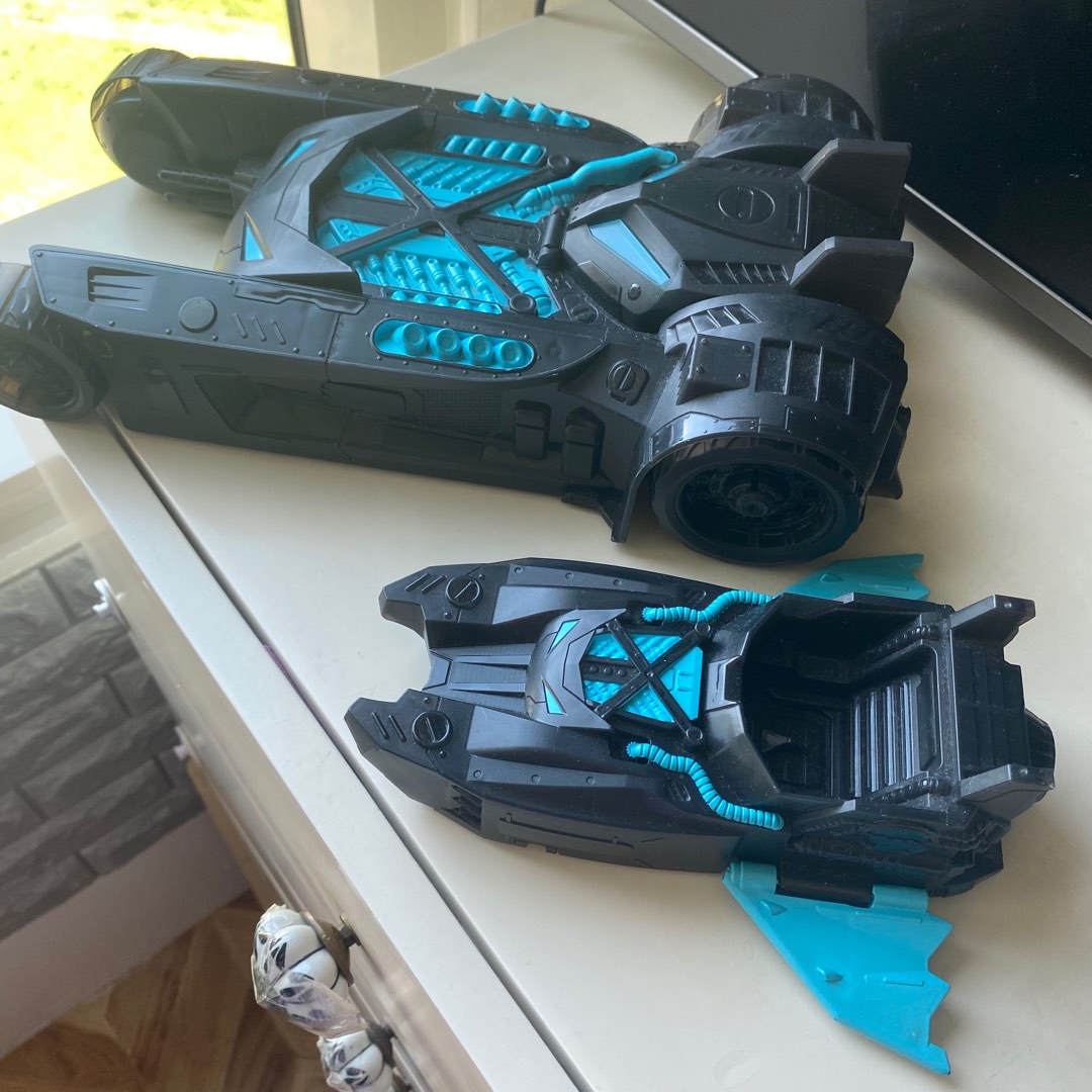 Bat tech Batmobile 2 in 1, Hobbies & Toys, Toys & Games on Carousell