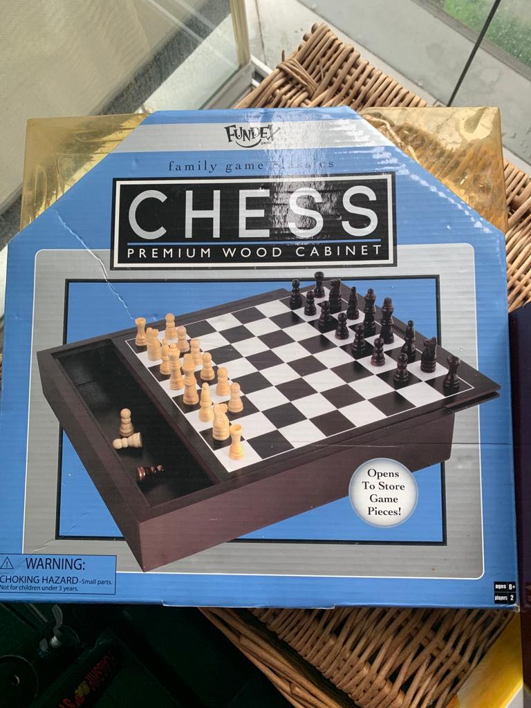 Brand new chess set, Hobbies & Toys, Toys & Games on Carousell