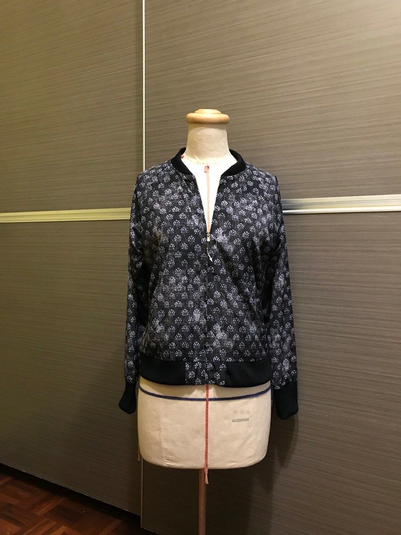 全新日本品牌C'est pas grave 別緻雙層印花休閒外套 秋, 她的時尚, 外套及戶外衣服在旋轉拍賣