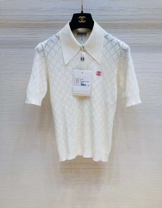 Chanel Polo Shirt, 名牌, 服裝 - Carousell
