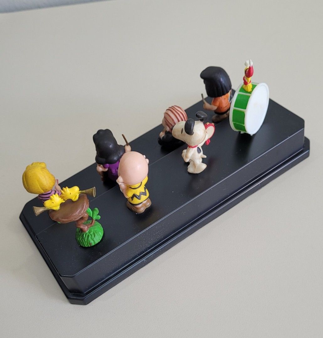 Charlie Brown & Snow White Vintage Collectible Characters, Hobbies ...