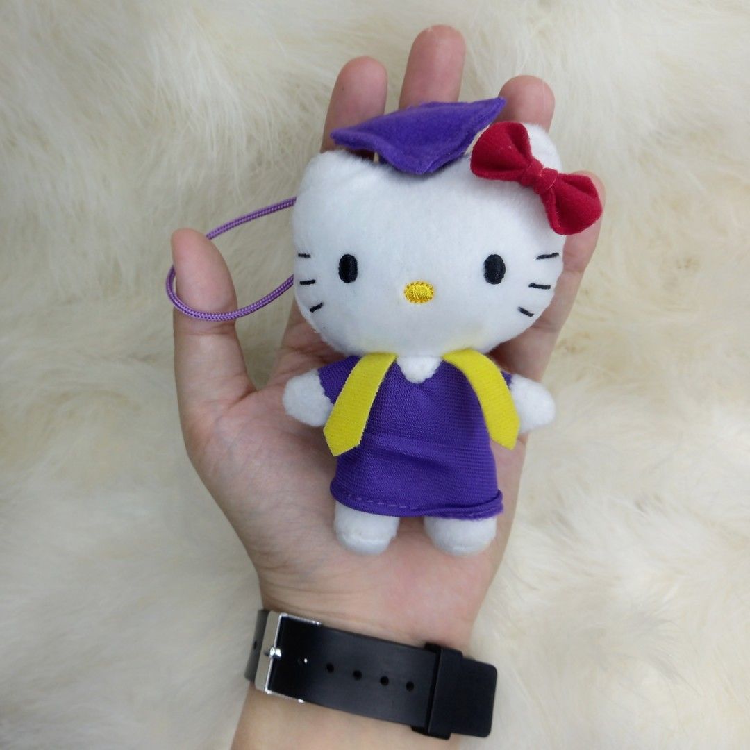 COD HELLO KITTY CHARM, Hobbies & Toys, Toys & Games on Carousell