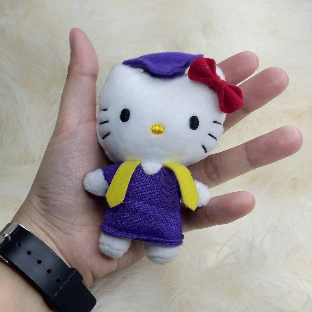 COD HELLO KITTY CHARM, Hobbies & Toys, Toys & Games on Carousell