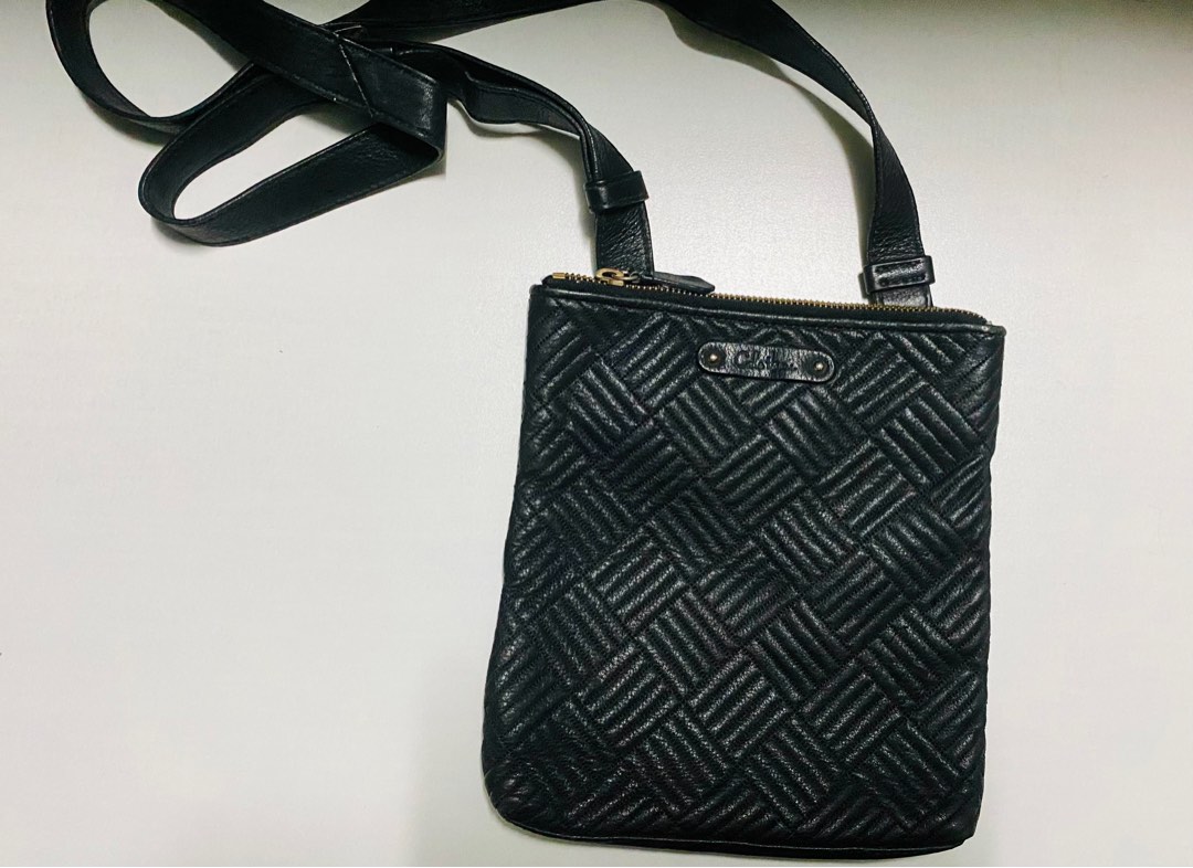 Cole Haan Cross Body Bag Authentic, Men's Fashion, Bags, Sling Bags on ...