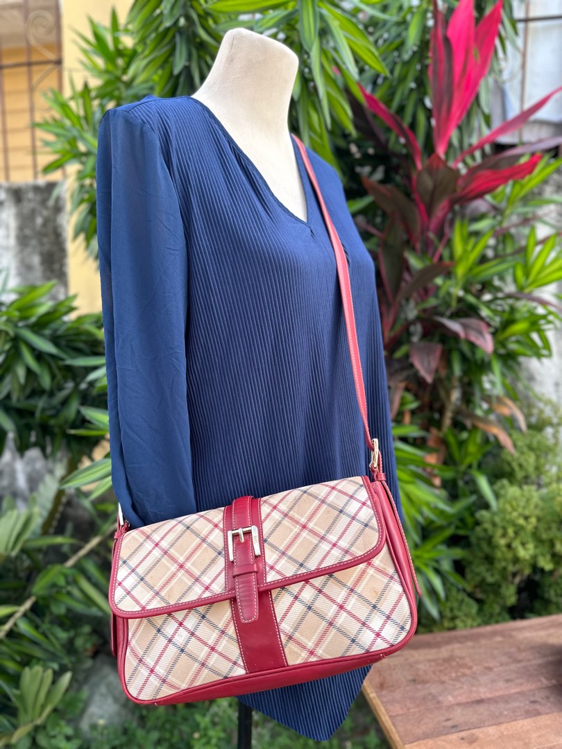 Daks London Crossbody Bag, Women's Fashion, Bags & Wallets, Cross-body ...