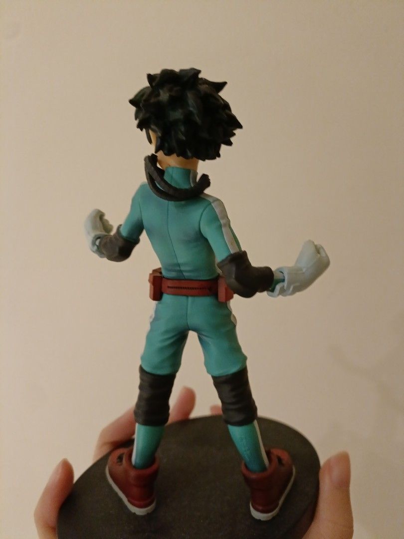 Deku figurine, Hobbies & Toys, Toys & Games on Carousell