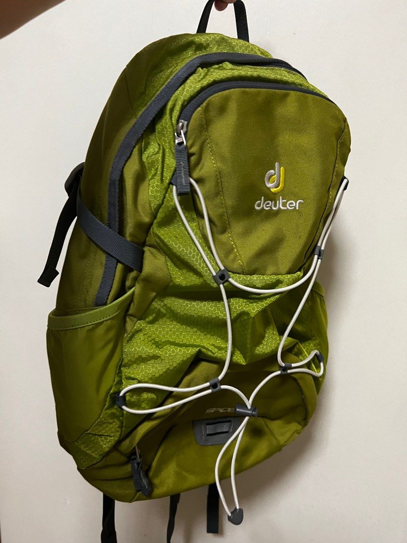 Deuter Backpack , Men's Fashion, Bags, Backpacks on Carousell