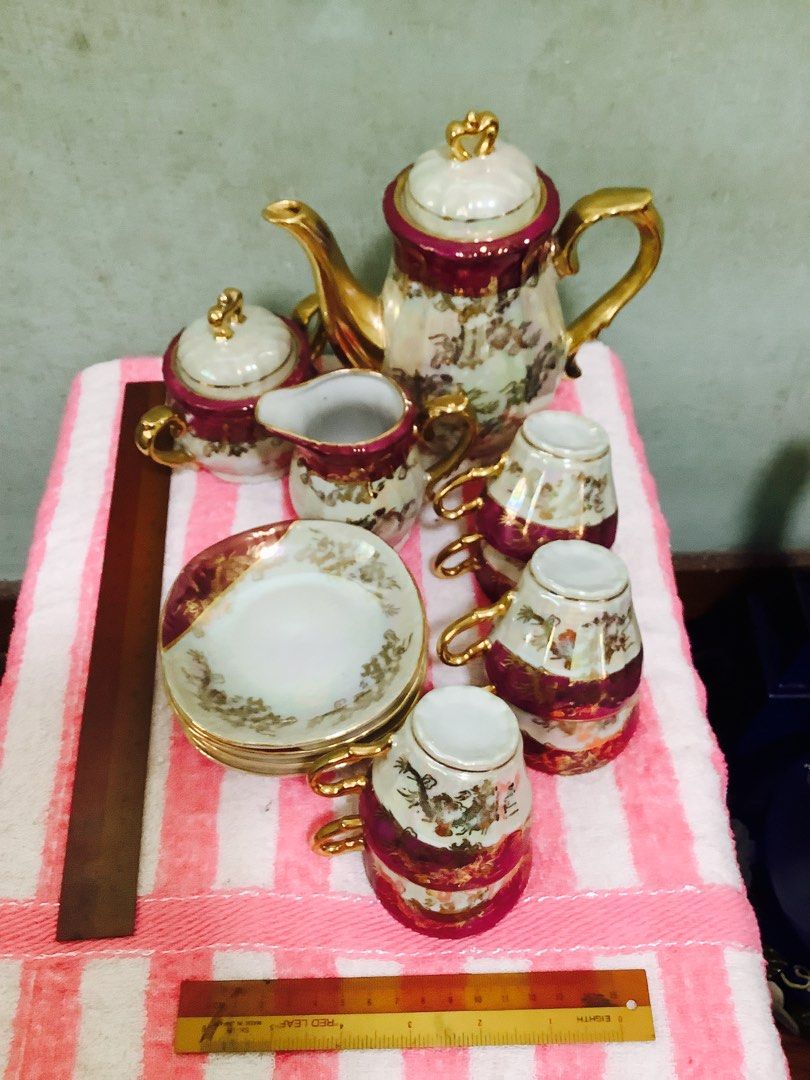 Vintage English tea set, Hobbies & Toys, Memorabilia & Collectibles ...