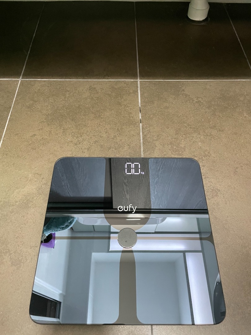Eufy weighing scale - P1, Health & Nutrition, Health Monitors ...