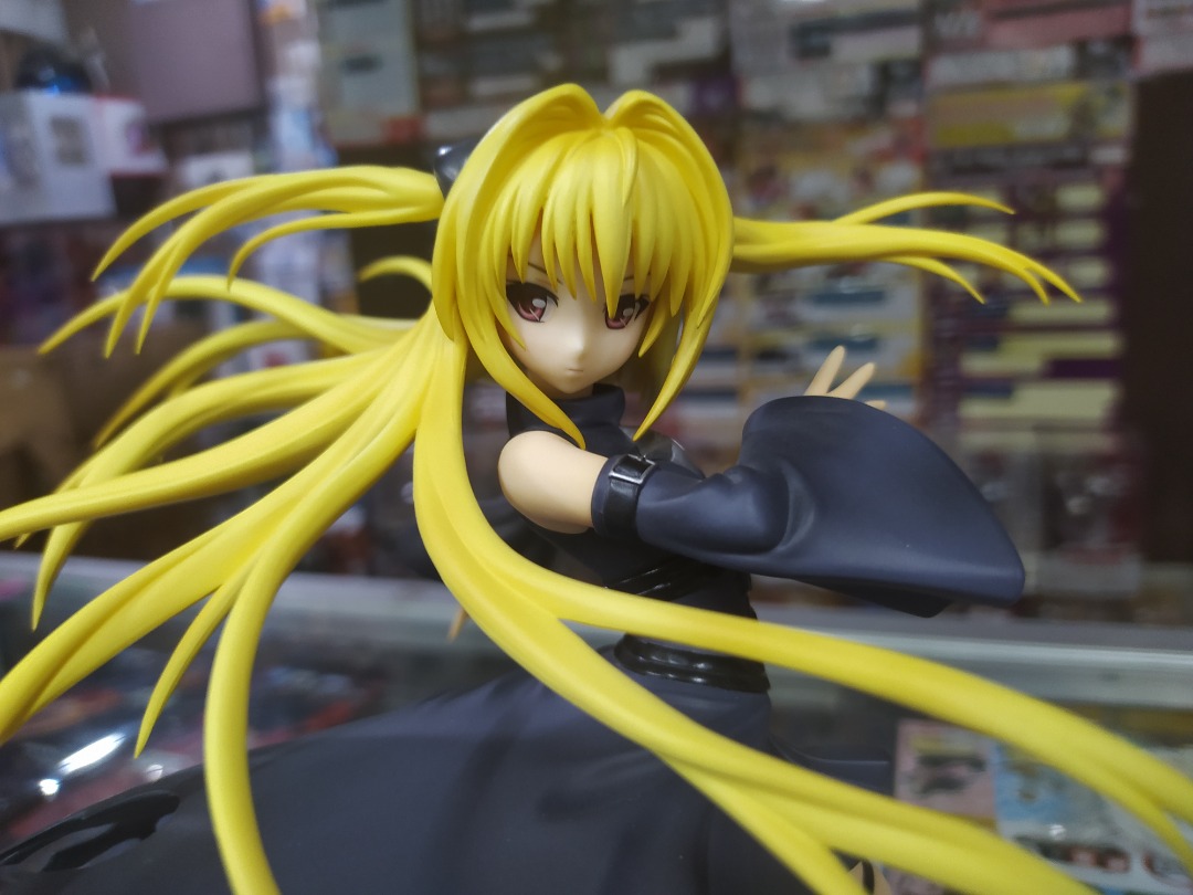 GSC 1/8 Scale To Love Ru Golden Darkness PVC Figure(Used without Box ...