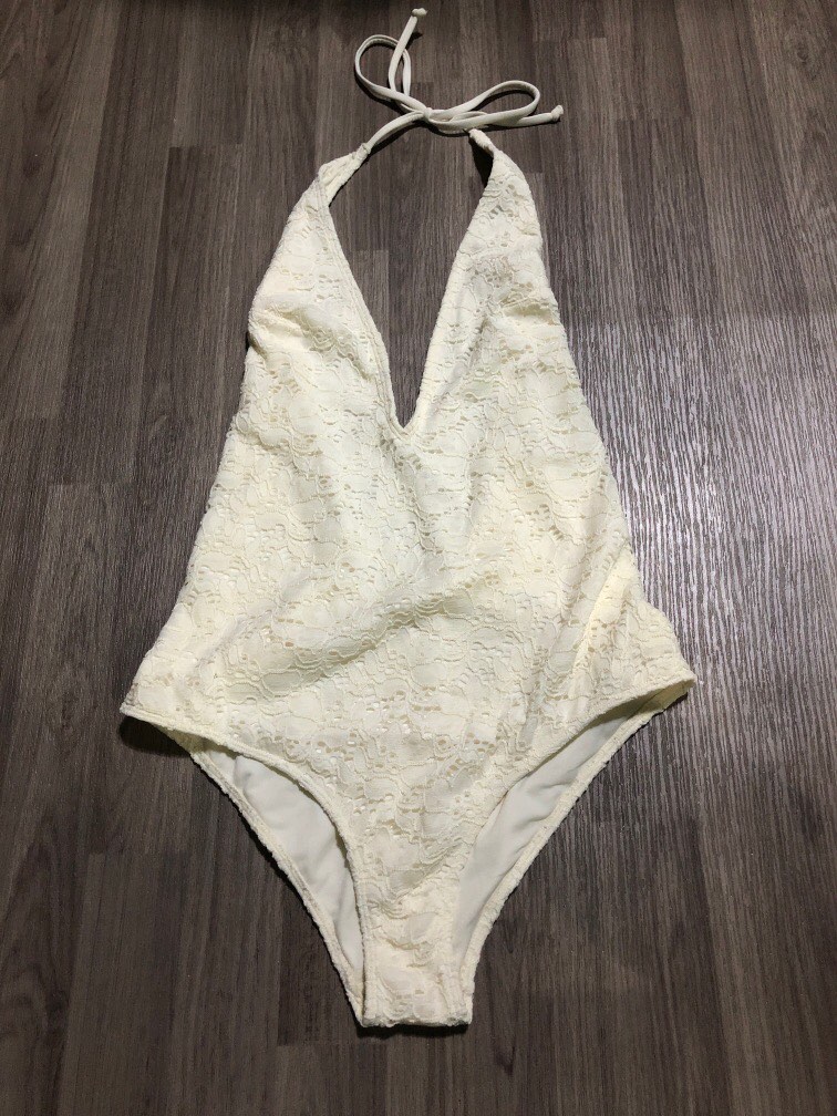 H&M Low back swimsuit, Women's Fashion, Swimwear, Bikinis & Swimsuits ...