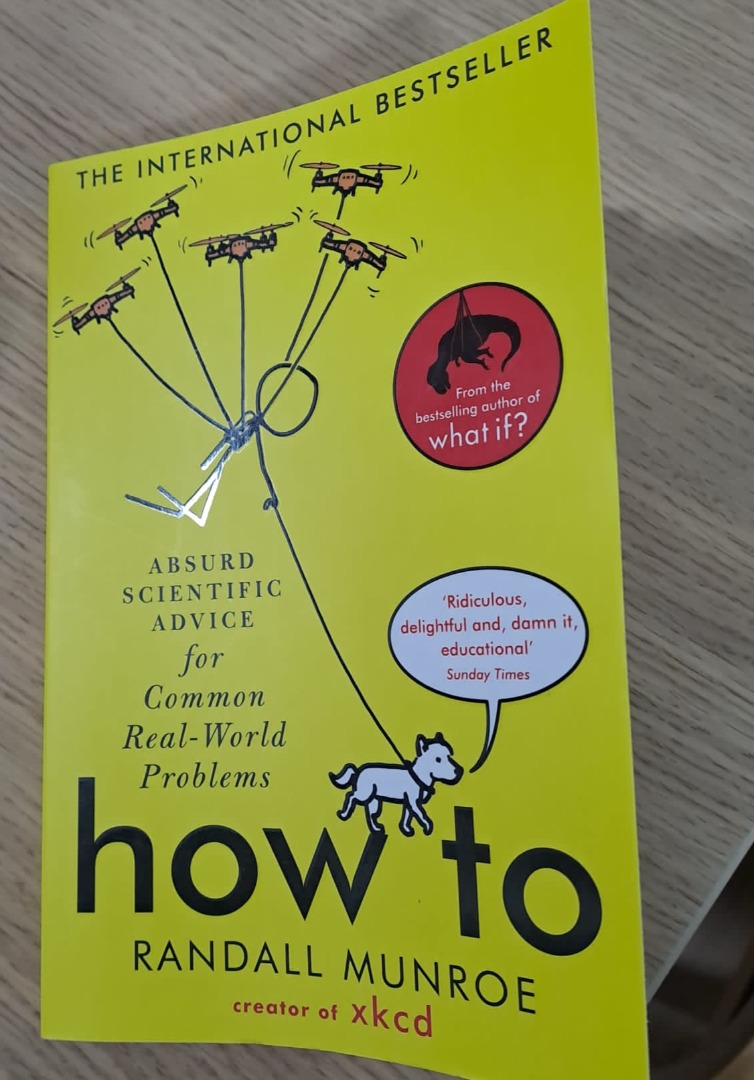 "How To" — by Randall Munroe, Hobbies & Toys, Books & Magazines ...