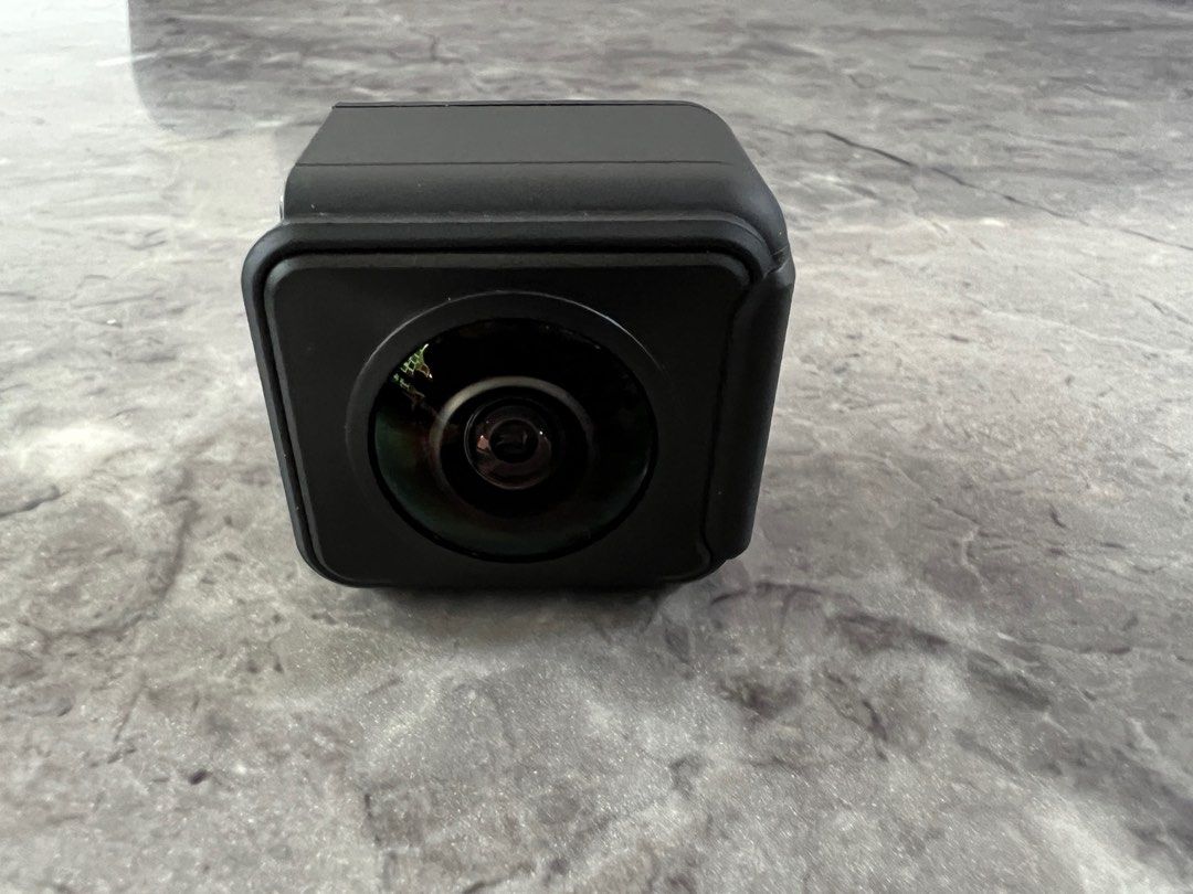 Insta360 ONE R 360 lens module, Photography, Lens & Kits on Carousell