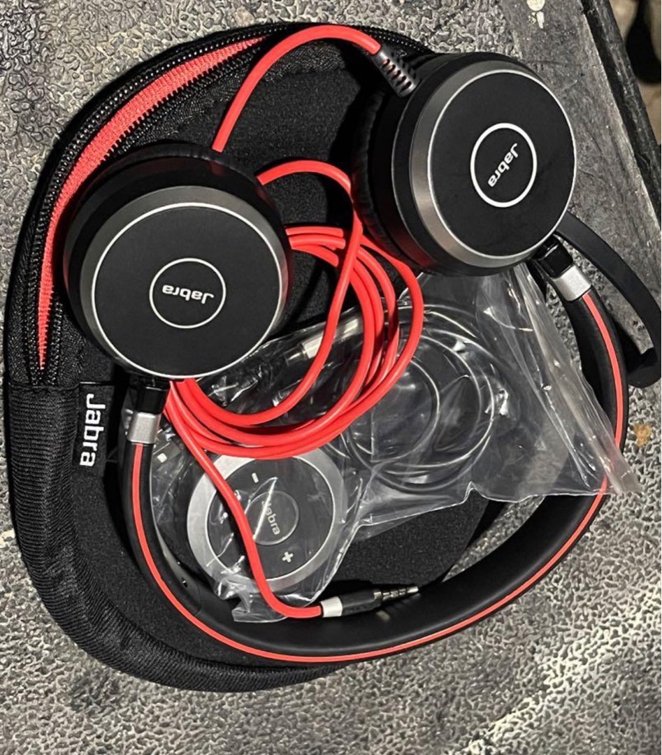 Jabra Evolve Uc Headphone Audio Headphones Headsets On Carousell