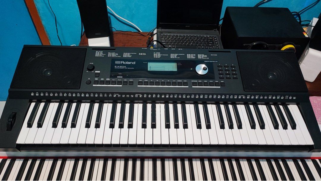 Keyboard Roland EX20A, Musik & Media, Alat di Carousell