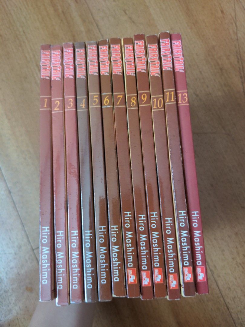 Komik Fairy Tail by Hiro Mishima, Buku & Alat Tulis, Komik dan Manga di Carousell