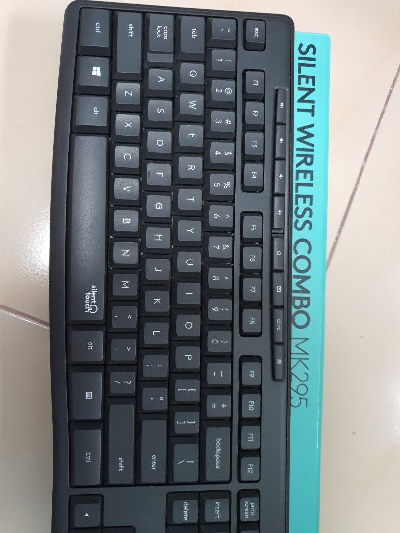 Logitech Keyboard Silent Wireless Combo Mk295 Computers And Tech Parts And Accessories Computer