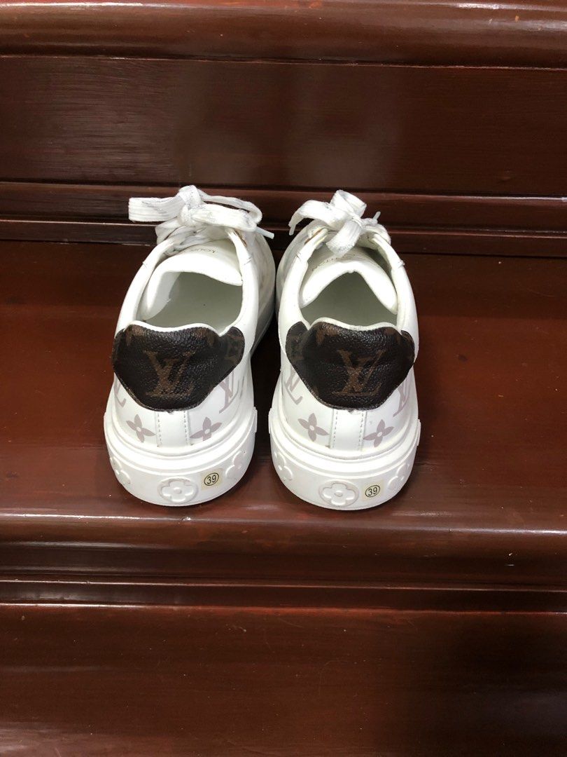 Louis Vuitton Shoes, Women's Fashion, Footwear, Sneakers on Carousell