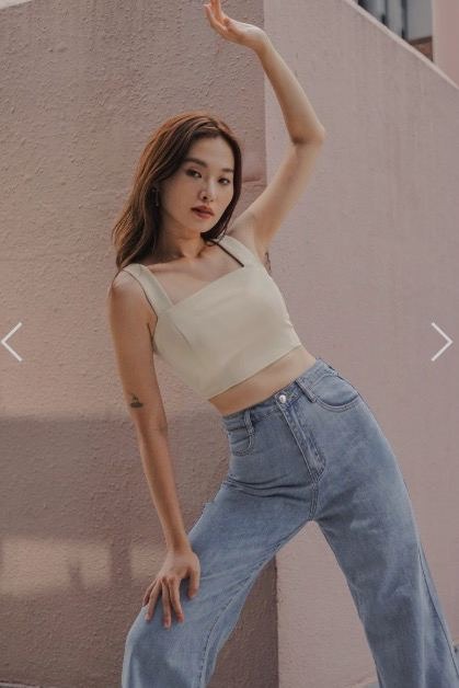 LOVET ADORA BASIC PADDED CROP TOP (L), Women's Fashion, Tops ...