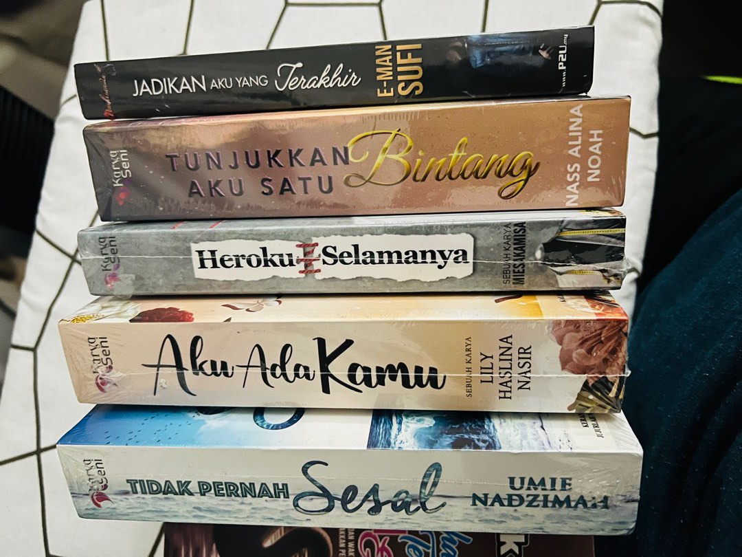 Malay Novel Fiction Melayu Love Story, Hobbies & Toys, Books ...